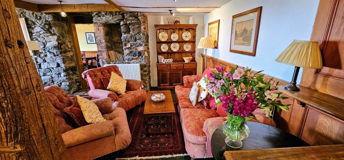 St Beuno House | Large seaside holiday house, Gwynedd