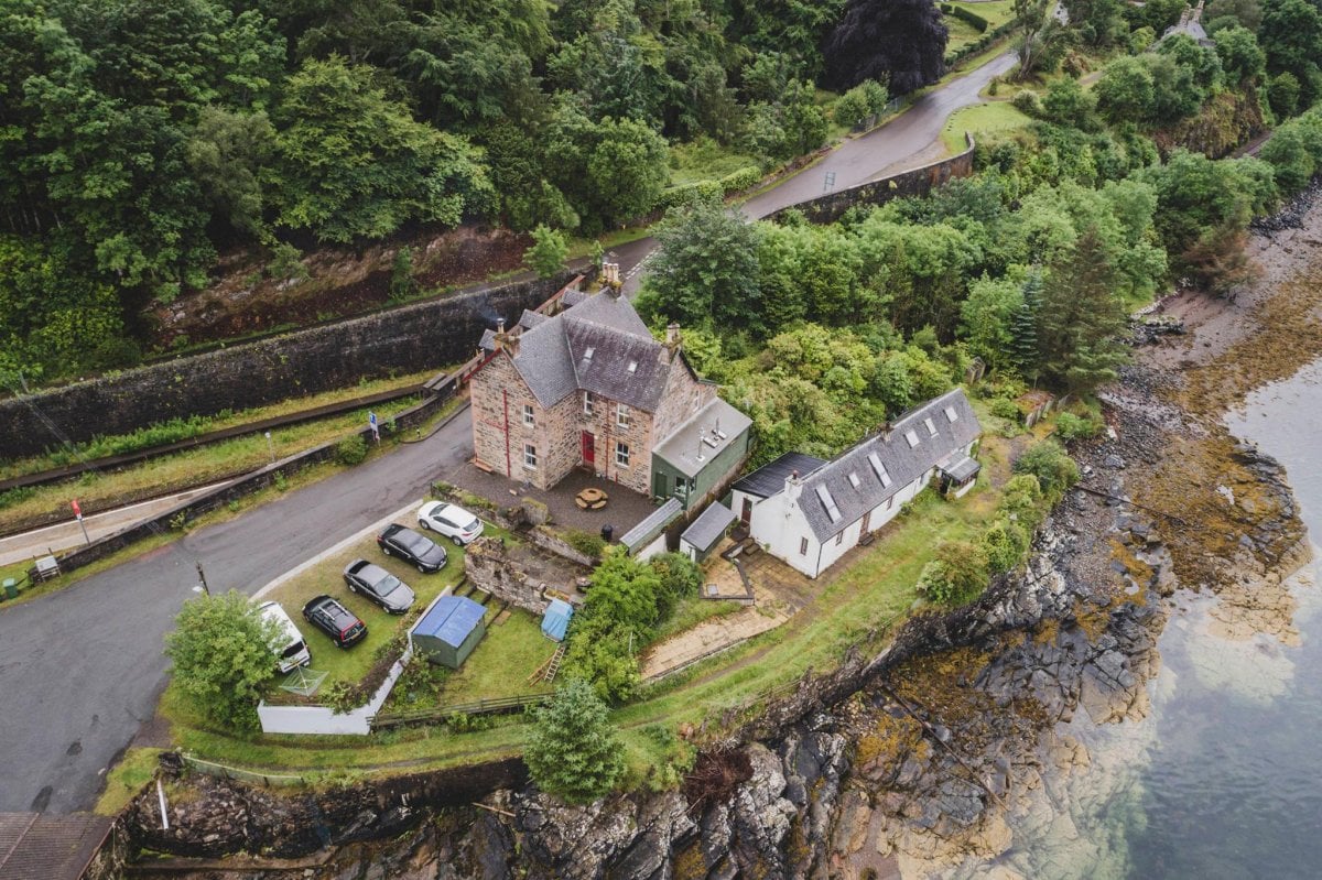 Stunning lochside house in Stromeferry | Ross-shire