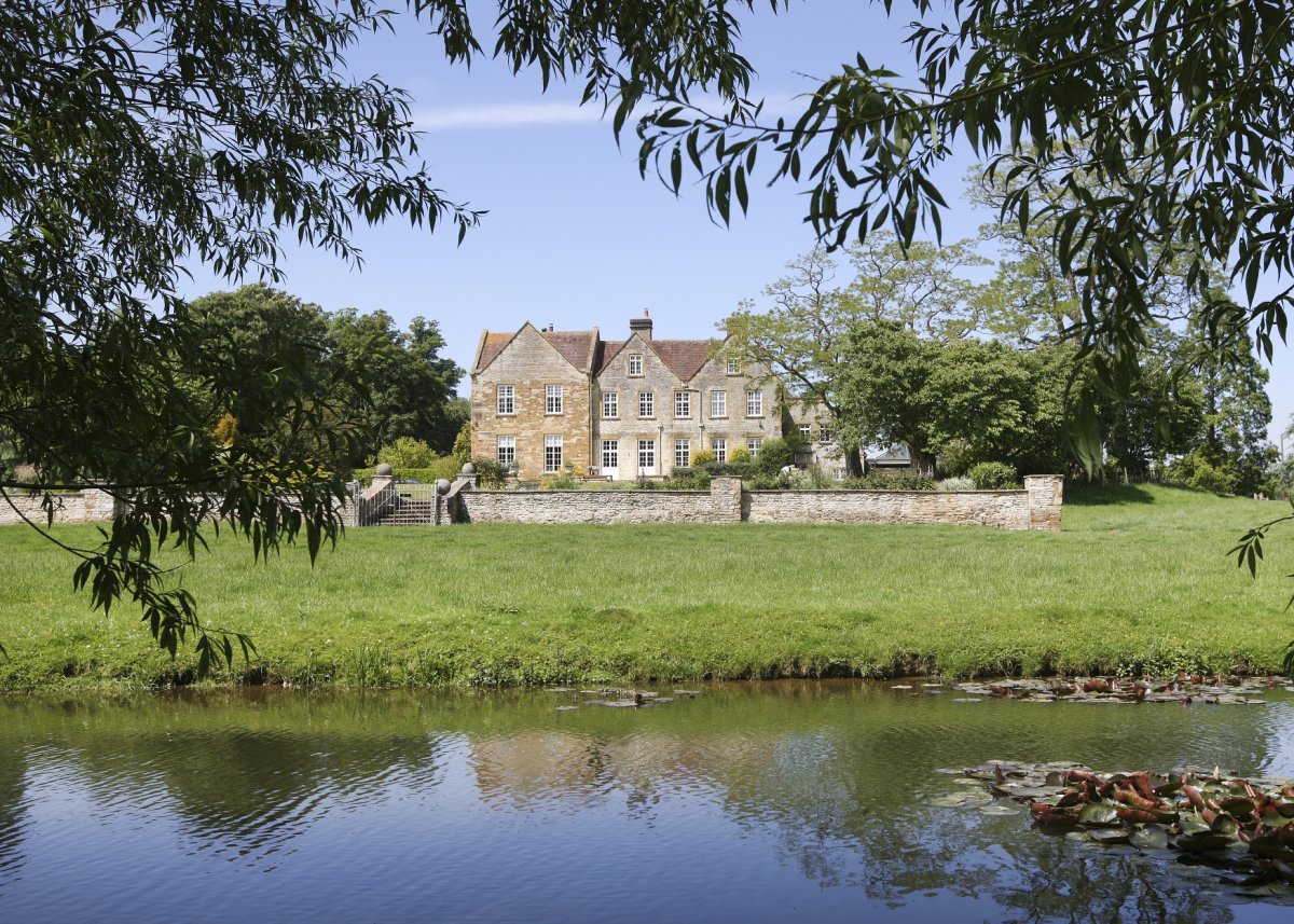 Talton House, Warwickshire | Stunning country holiday house