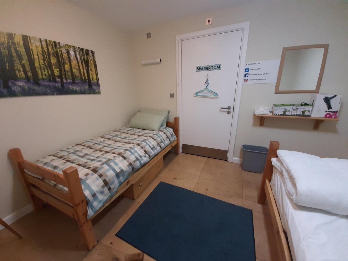 Minstead Study Centre | Holiday bunkhouses, New Forest