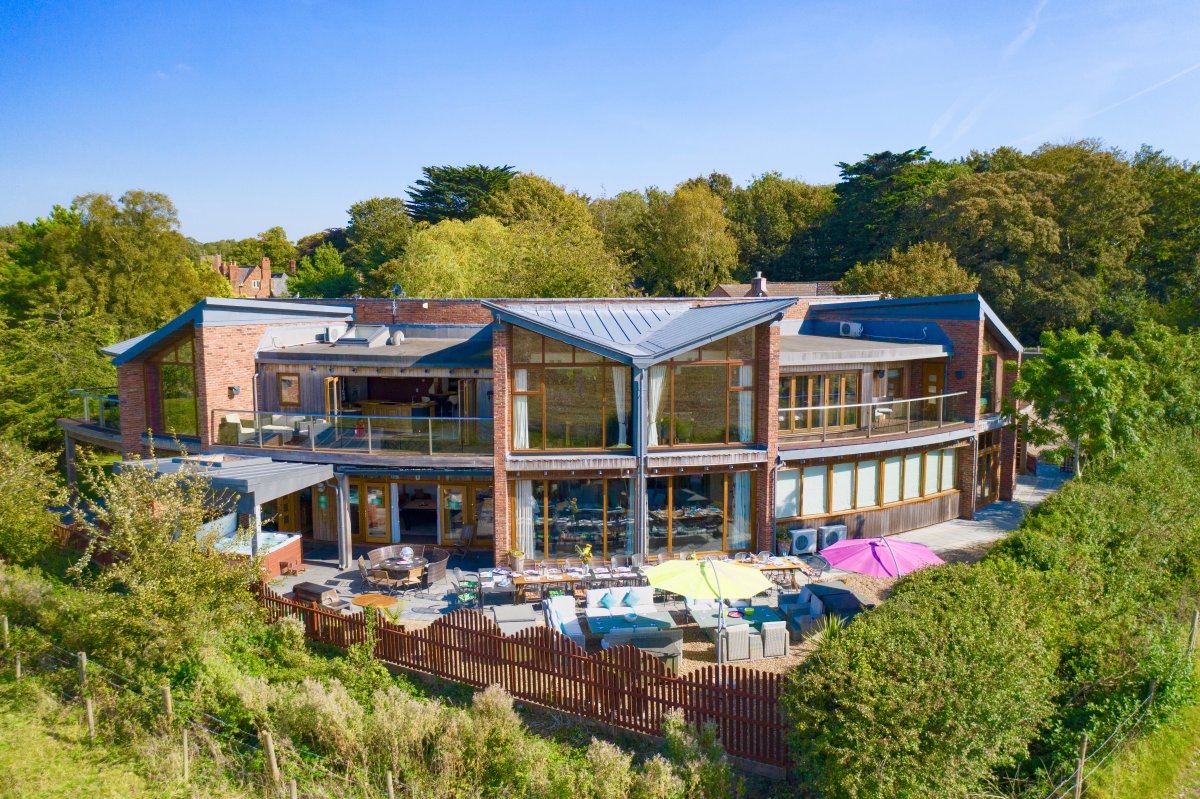 11 Stunning Wedding Venues With Accommodation | Group Accommodation