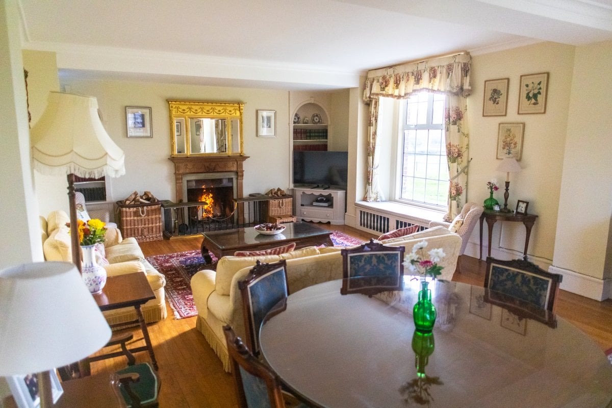 Timberley House | Luxury country holiday house, West Sussex