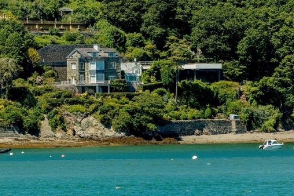 Anglesey Beach House | Dog friendly holiday house, Anglesey