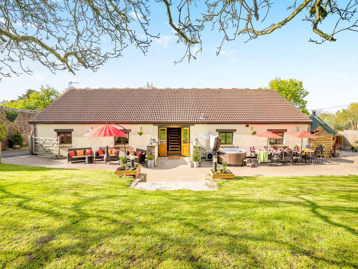 Webbington Farm Holiday Cottages | Holiday cottages, Somerset